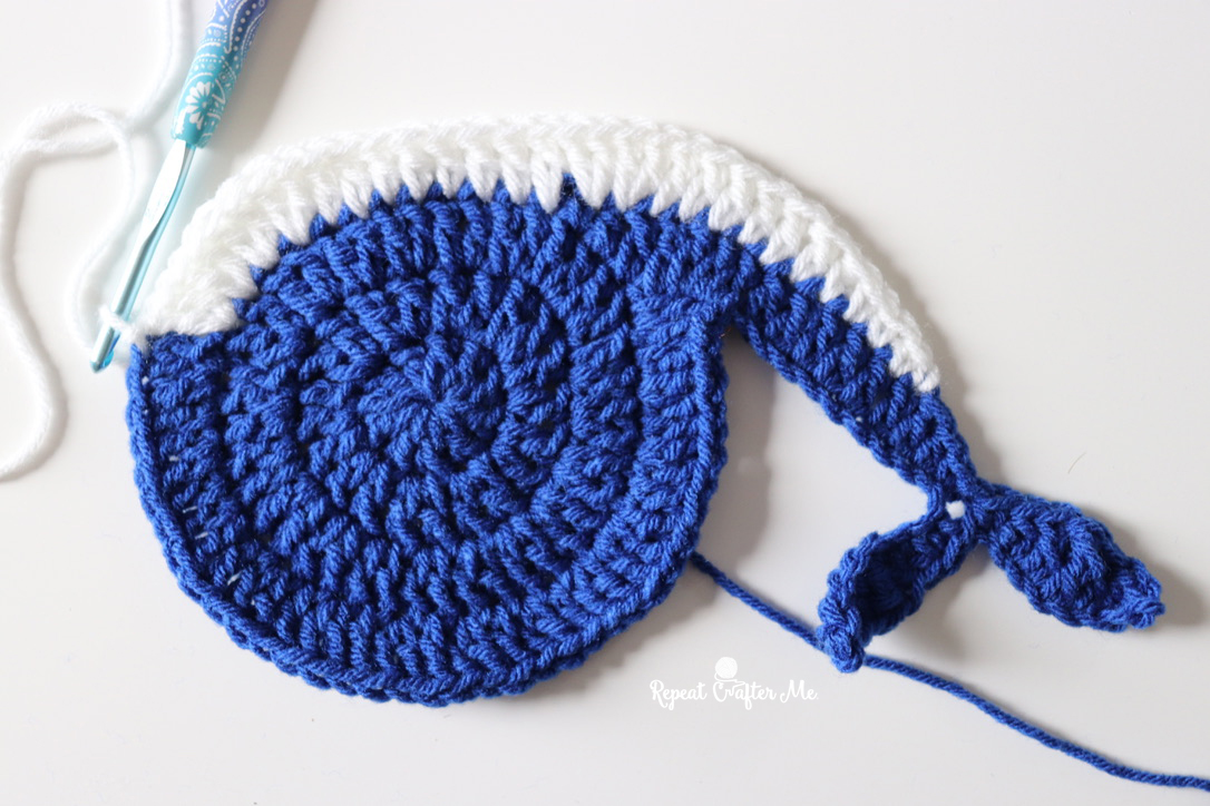 Crochet Whale – Under the Sea CAL Square 7 - Repeat Crafter Me