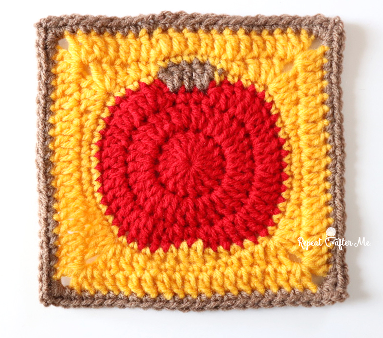 Apple Crochet Granny Square - Repeat Crafter Me