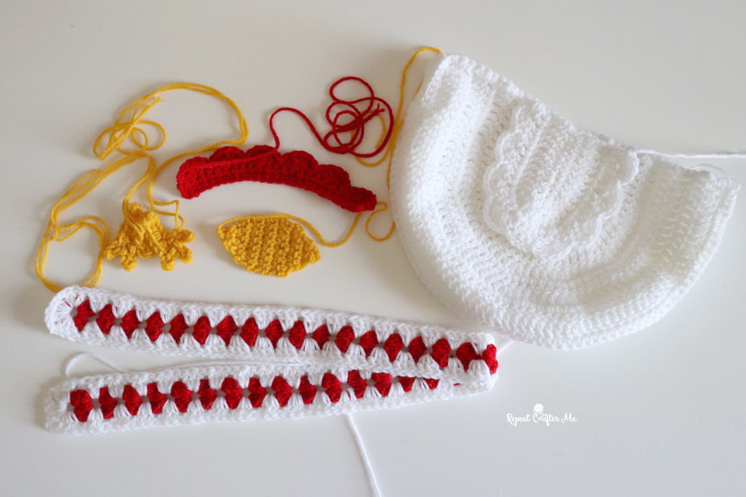 Red Heart Crochet Chicken Bag Pattern - Repeat Crafter Me