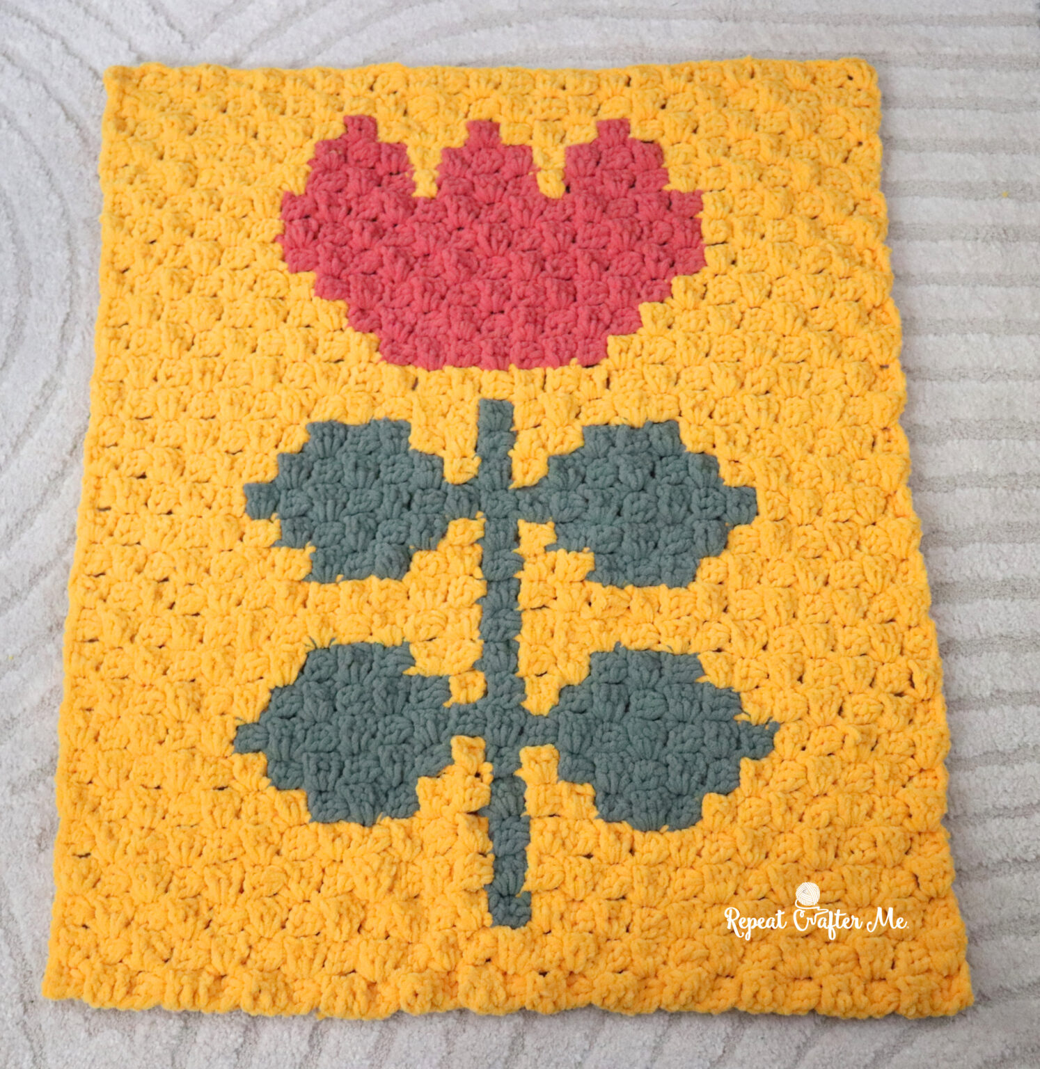 Easy C2C Crochet Tulip Flower Blanket - Repeat Crafter Me