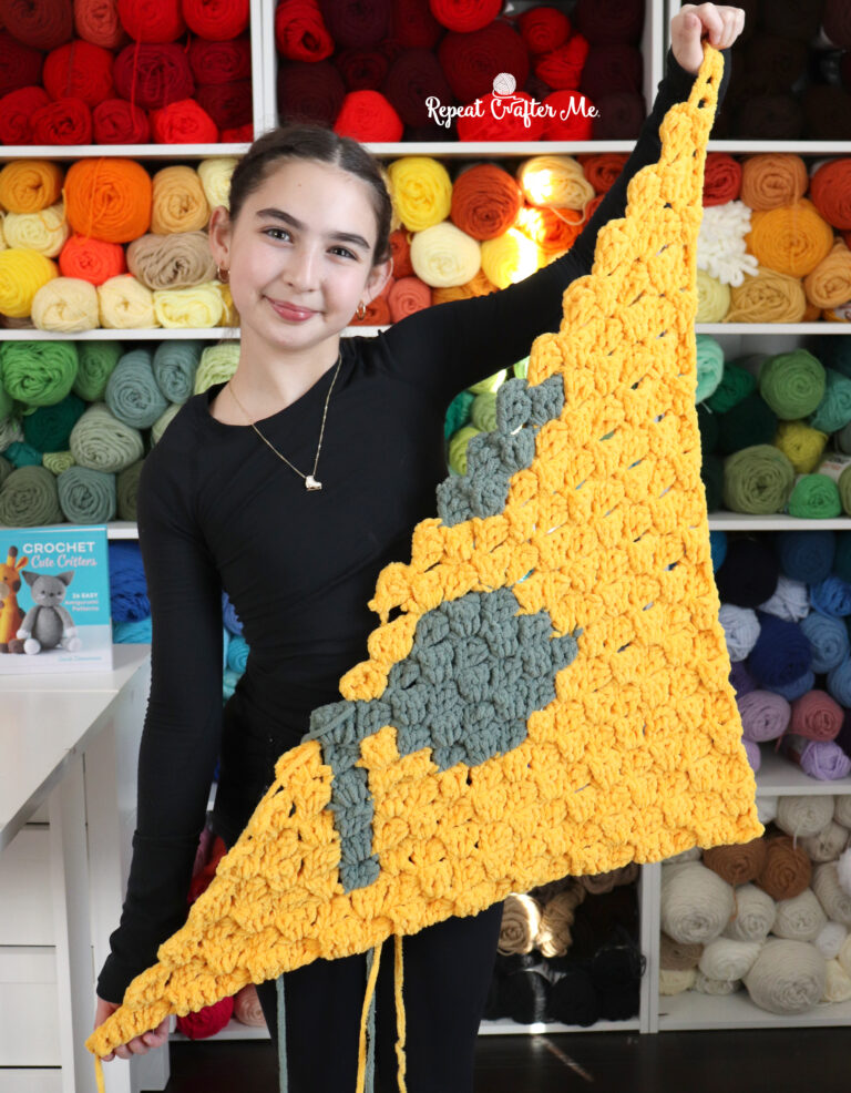 Easy C2C Crochet Tulip Flower Blanket - Repeat Crafter Me