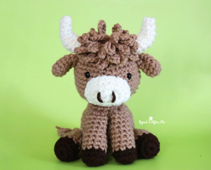 Crochet Highland Cow Pattern - Repeat Crafter Me